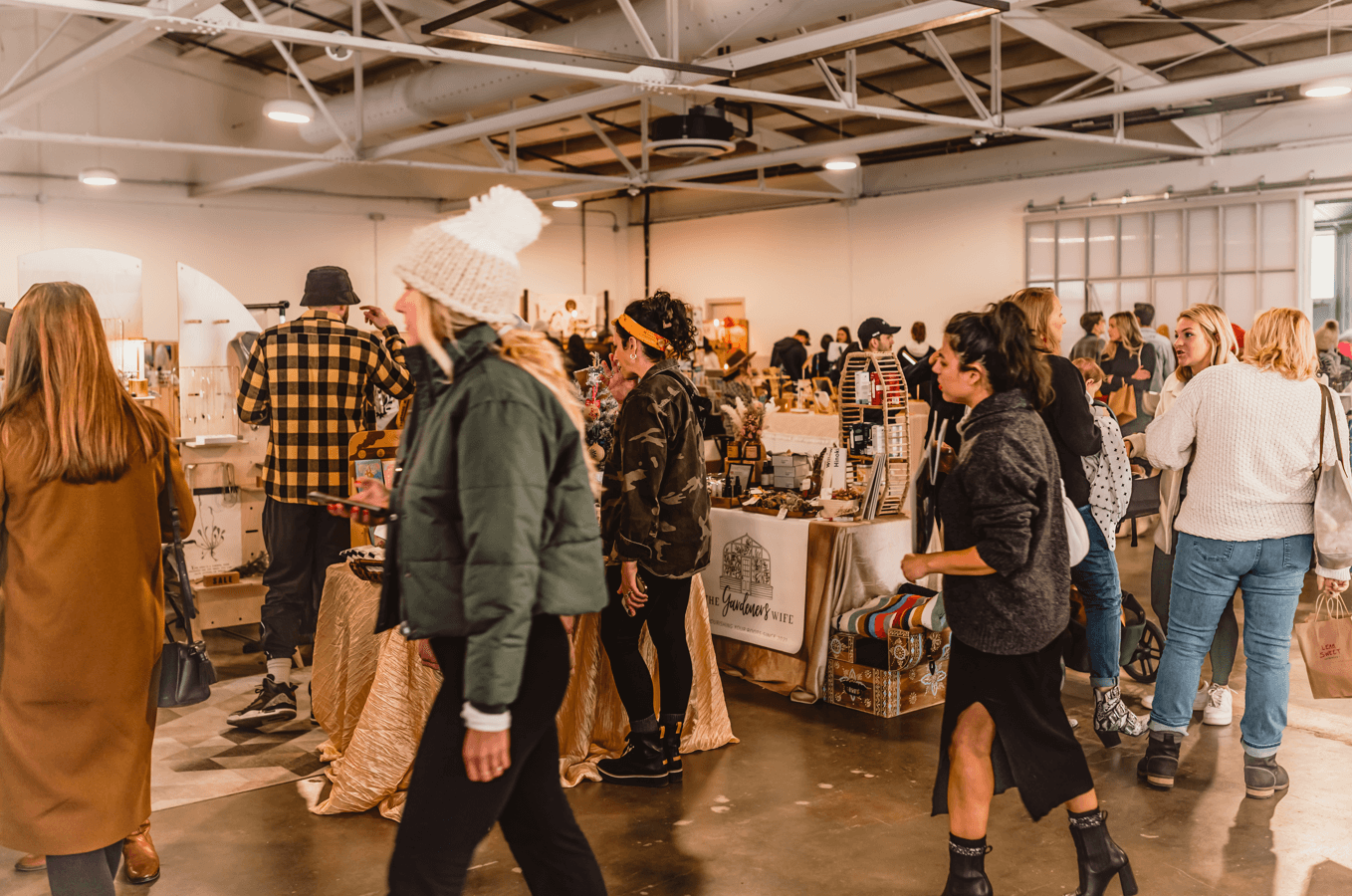Holiday Vibe Market Austin 2025 | Vibe Artisan Markets